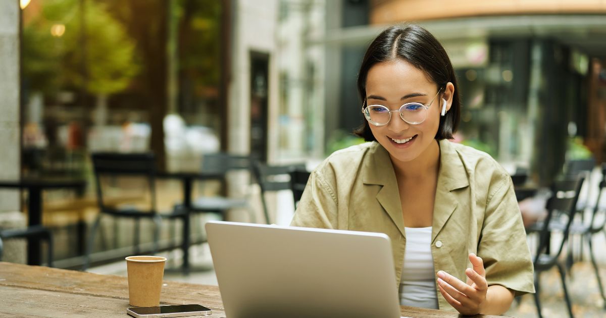 A day in the digital nomad life: routines and remote work tips